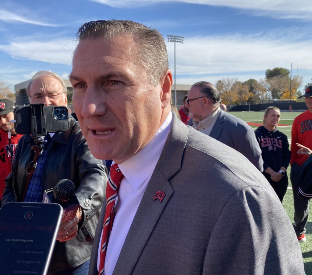Erick Harper Gets His Man: Former Florida Football Coach Dan Mullen ...